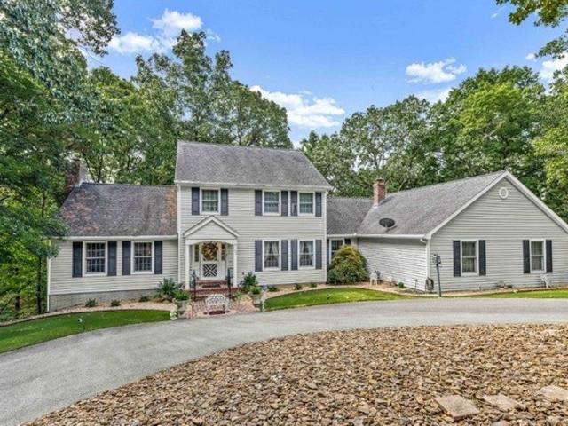 103 John Ln, Rogers, AR 72756