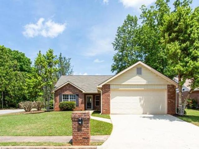 103 Oakwood Cir, Stockbridge, GA 30281