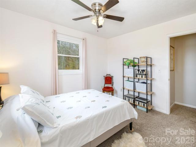 103 Oakwood Pl, Unit 4, Hendersonville, NC 28792 | MLS #4363