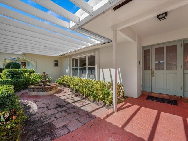 103 Olympus Cir, Jupiter, FL 33477 | MLS #B26000