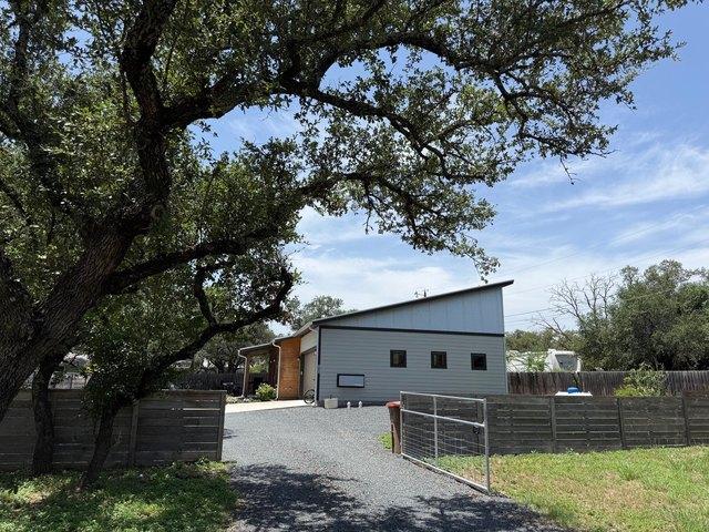 103 Old Austin Hwy, Johnson City, TX 78636
