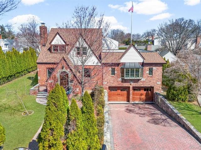 103 Locust Ave, Scarsdale, NY 10583