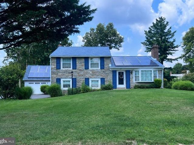 103 Lombardy Dr, Wallingford, PA 19086