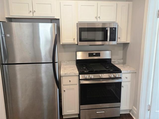 103 Laburnam Crescent # 103