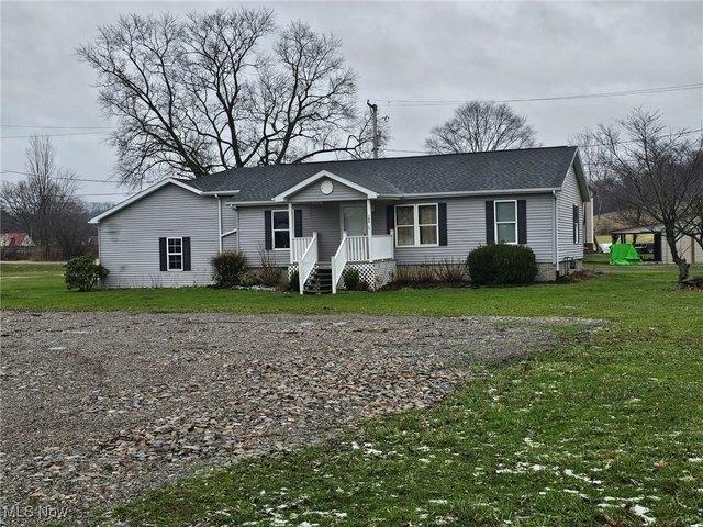 103 Lake St, Jewett, OH 43986