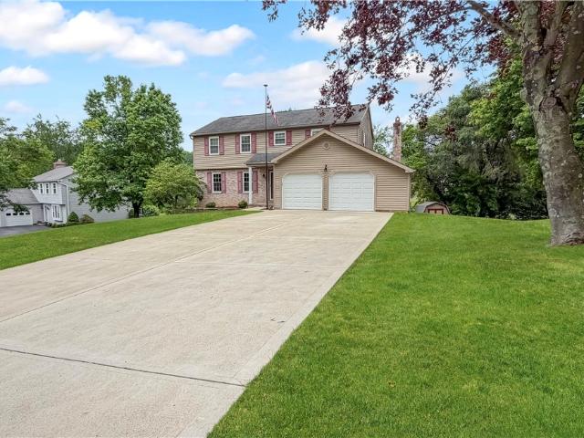 103 Lakeview Dr