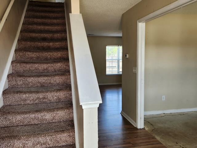 103 Lakewood Dr, Summerville, SC 29485 | MLS #26010 | Compass