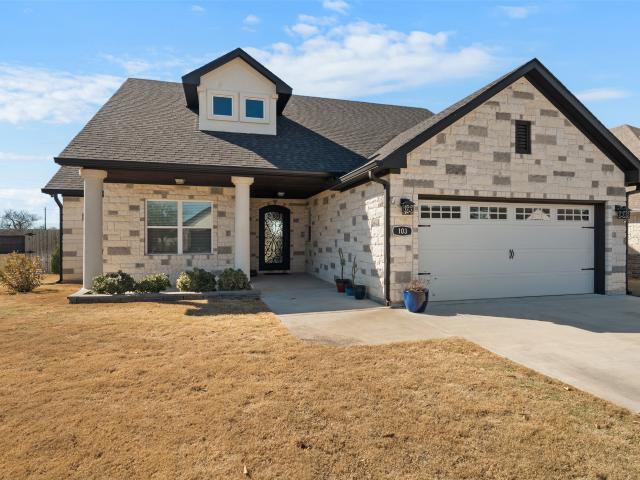 103 Les Ln, Smithville, TX 78957 | MLS #6076 | Compass