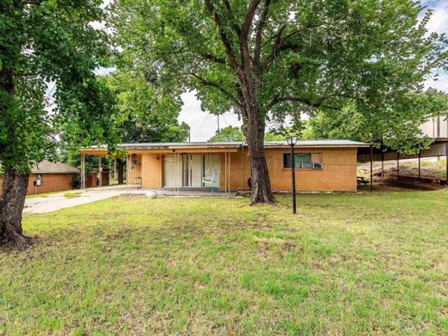 103 Live Oak, Tow, TX 78672