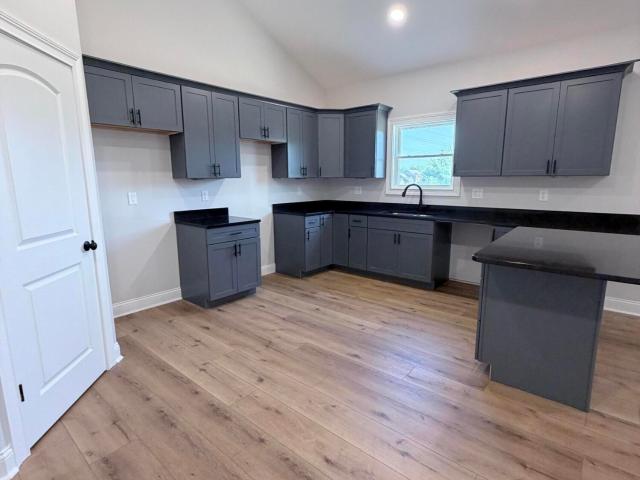 103 Linzi Way