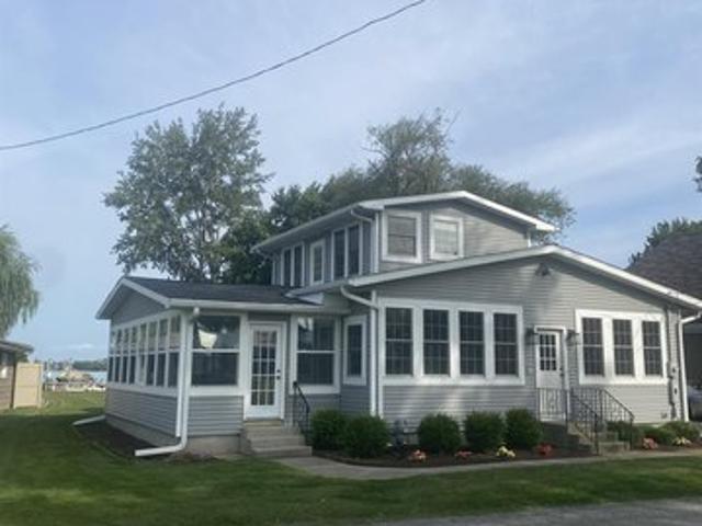 103 Lurie Ln, Sandusky, OH 44870