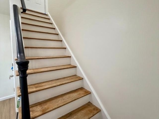 103 Mount Vernon Pl # 2