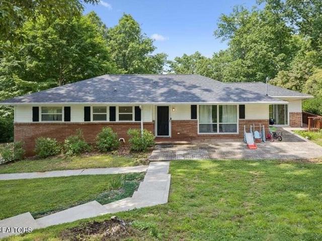 103 Morgan Rd, Oak Ridge, TN 37830