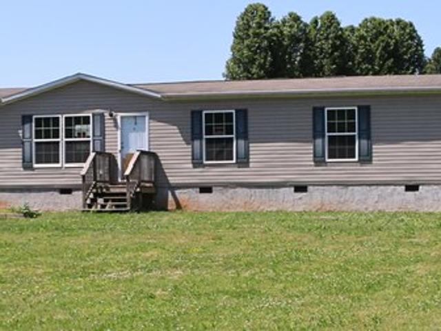103 Meadow Brook Rd, Sweetwater, TN 37874