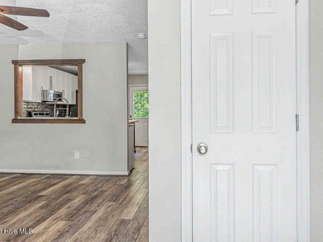 103 Meadowbrook Lane