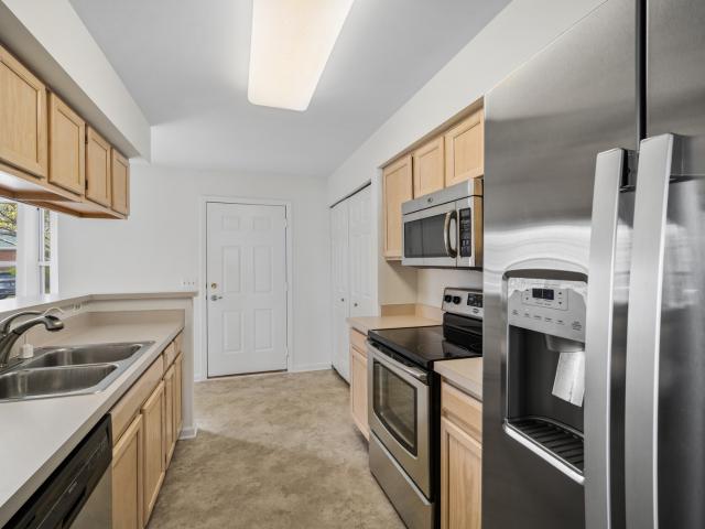 103 Meadowbrook Lane