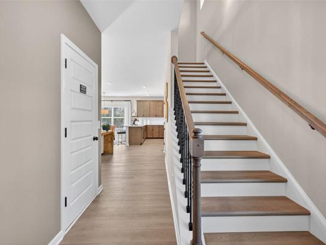 103 Meadowlark Lane