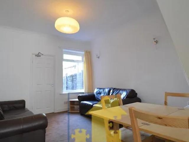 103 Milner Road, Stirchley, B29 7RG, United Kingdom | 4 bed townhouse for rent #138930321 | Rentberry