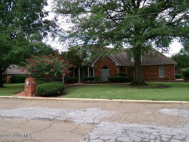 103 Mimosa Dr, Starkville, MS 39759