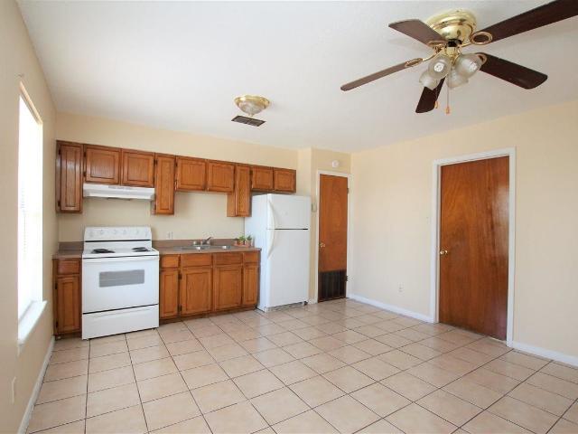 103 Mims Ave 1, Laredo, US, TX