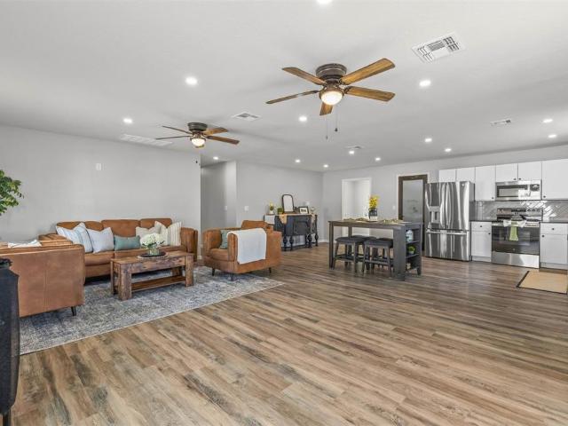 103 N 4th Street