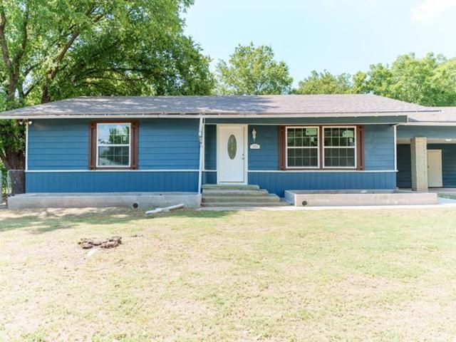 103 N 6th St E, Dawson, TX 76639