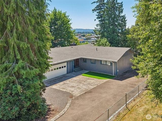 103 N 21st Ave, Kelso, WA 98626