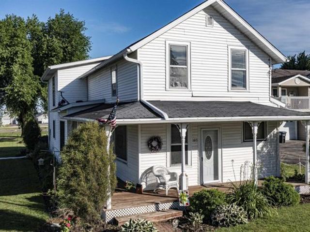 103 N Warrington Ave, Cecil, WI 54111