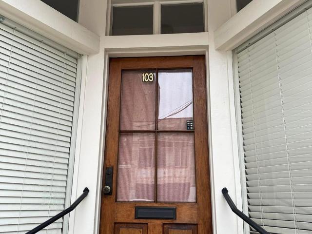103 N Broadway