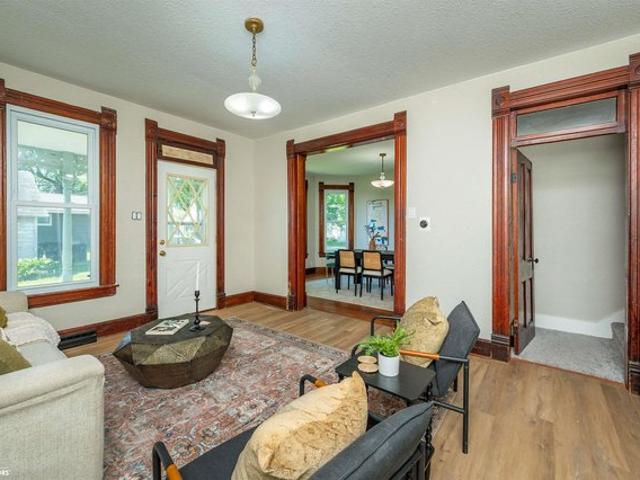 103 N Dewey St, Prairie City, IA 50228