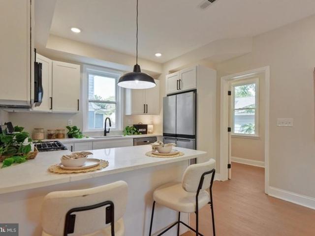 103 N Dundalk Ave, Dundalk, MD 21222
