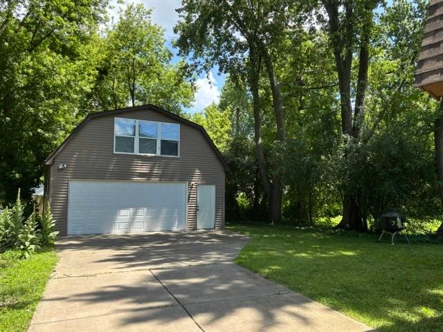 103 N Greenfield Avenue