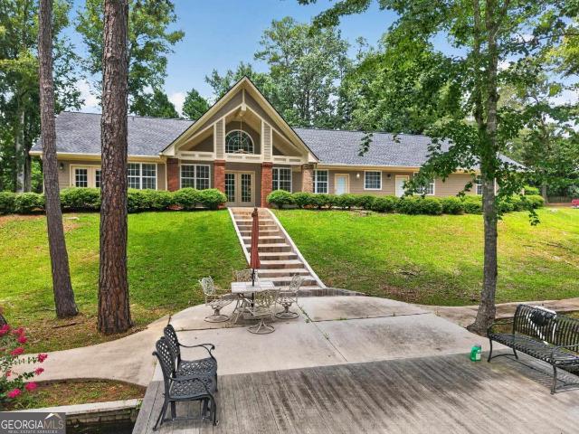 103 N Hidden Lake Drive