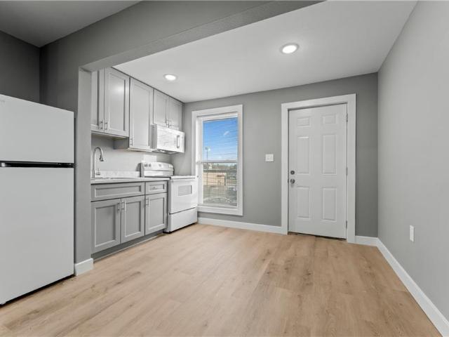 103 N Scanlan Street # 1