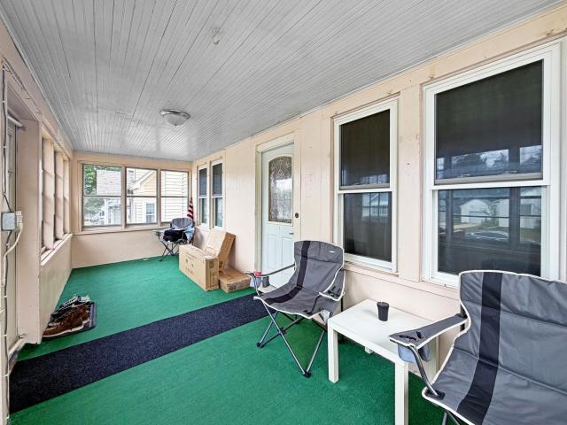 103 N Sunset Avenue