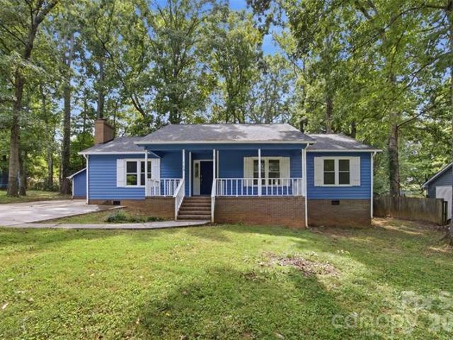 103 New Hampshire Dr, Stanley, NC 28164