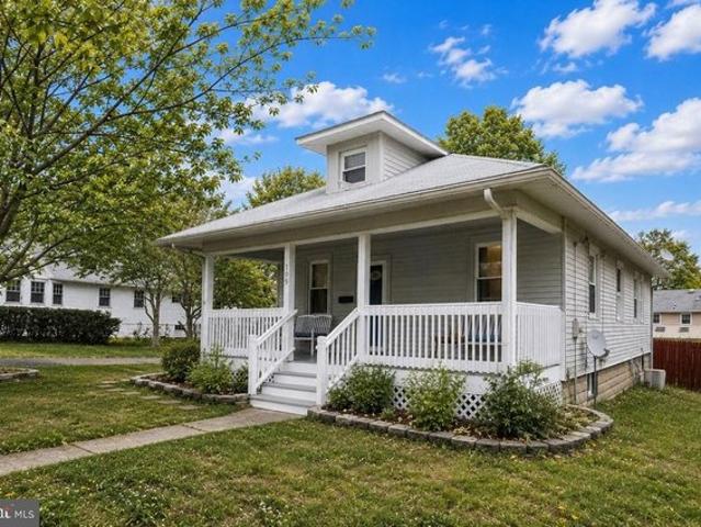 103 S Cedar Ave, Maple Shade, NJ 08052