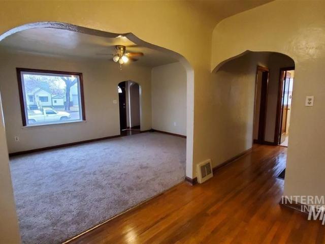 103 S Fern Street