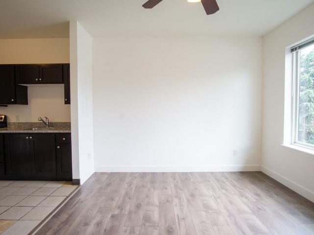 103 S. Meade St Studio Apartment for Rent at 103 S Meade St, Portland, OR 97201 Corbet Terwilliger Lair Hill