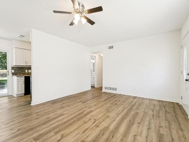 103 Southmanor Court