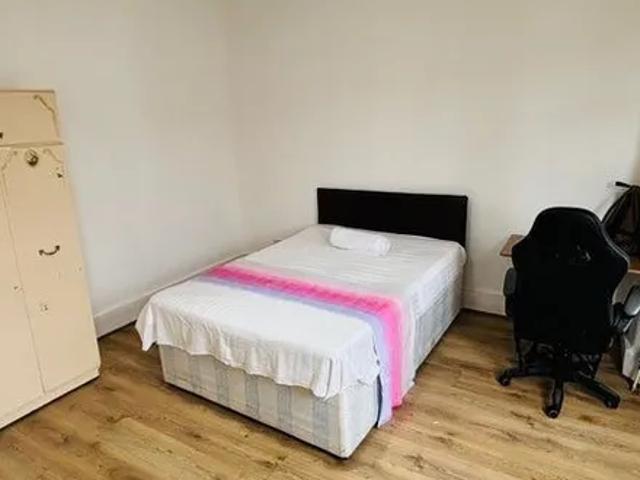 103 Seventh Avenue, London, E12 5JJ, United Kingdom | Room for rent #167619037 | Rentberry
