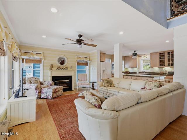 103 SE 71st Street
