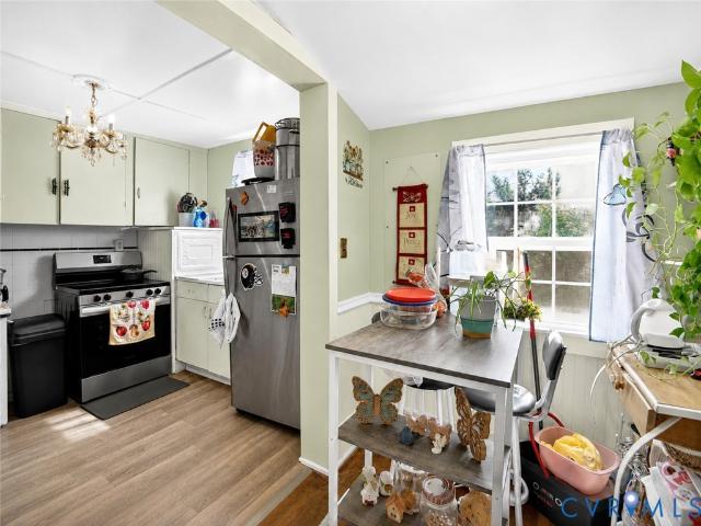 103 Seaboard Avenue