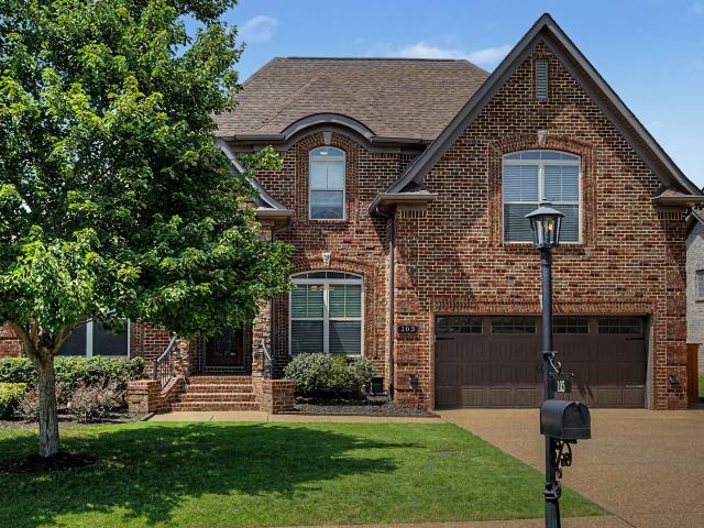 103 Shady Hollow Dr