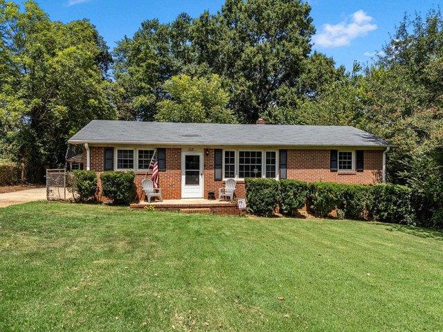 103 Sharon Dr, Greenville, SC 29617