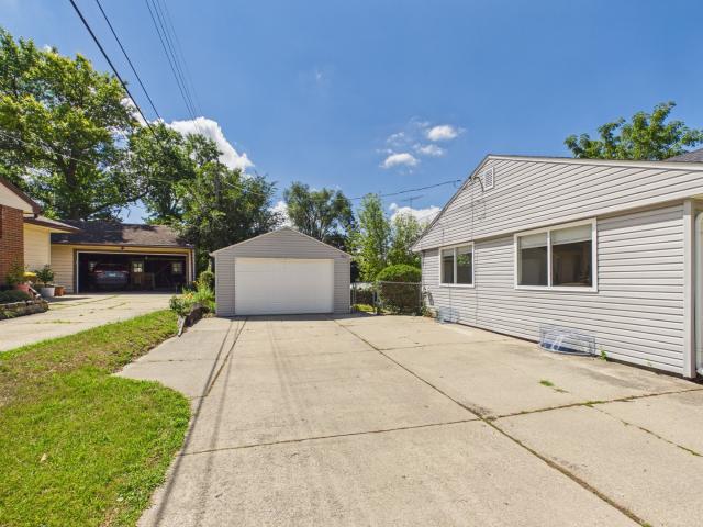 103 Skylark Drive