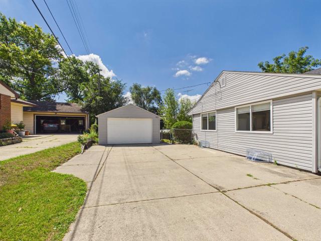 103 Skylark Drive