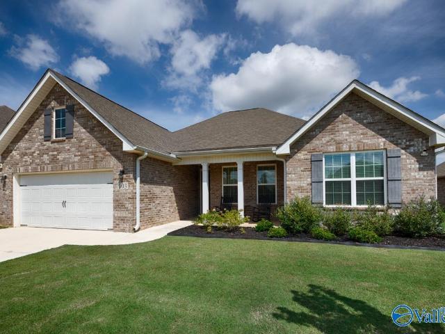 103 Slade Thomas Drive