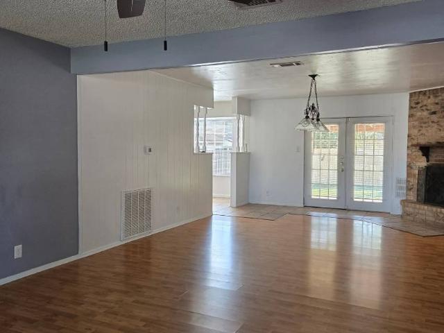 103 Spanish Oak Cir, Georgetown, TX 78628 | MLS #1193 | Compass