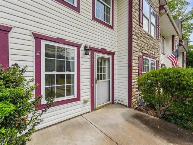 103 Sparrow Ln
